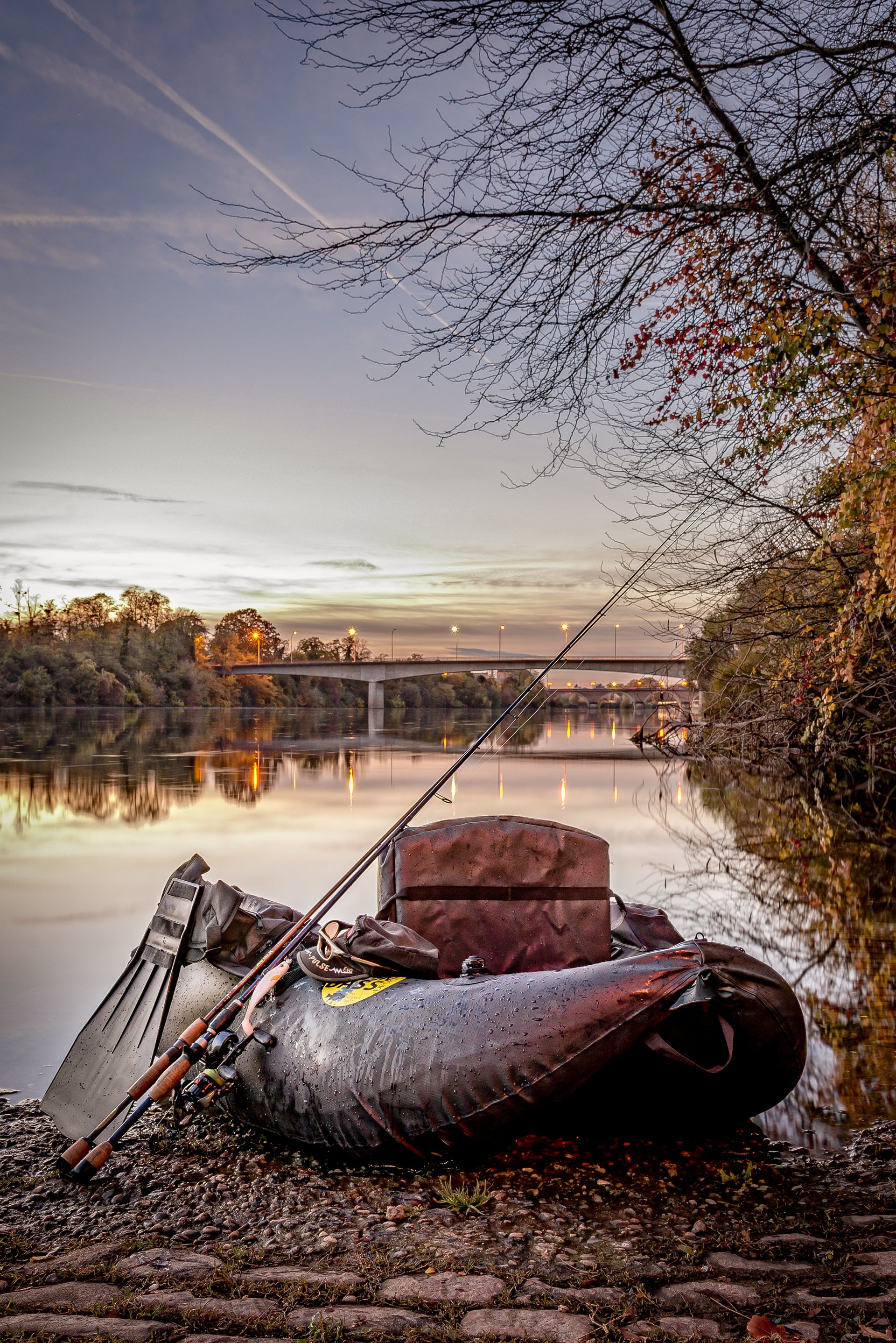 SEVEN BASS DESIGN: Leader in float tubes, SUPs and and outdoor gear ...